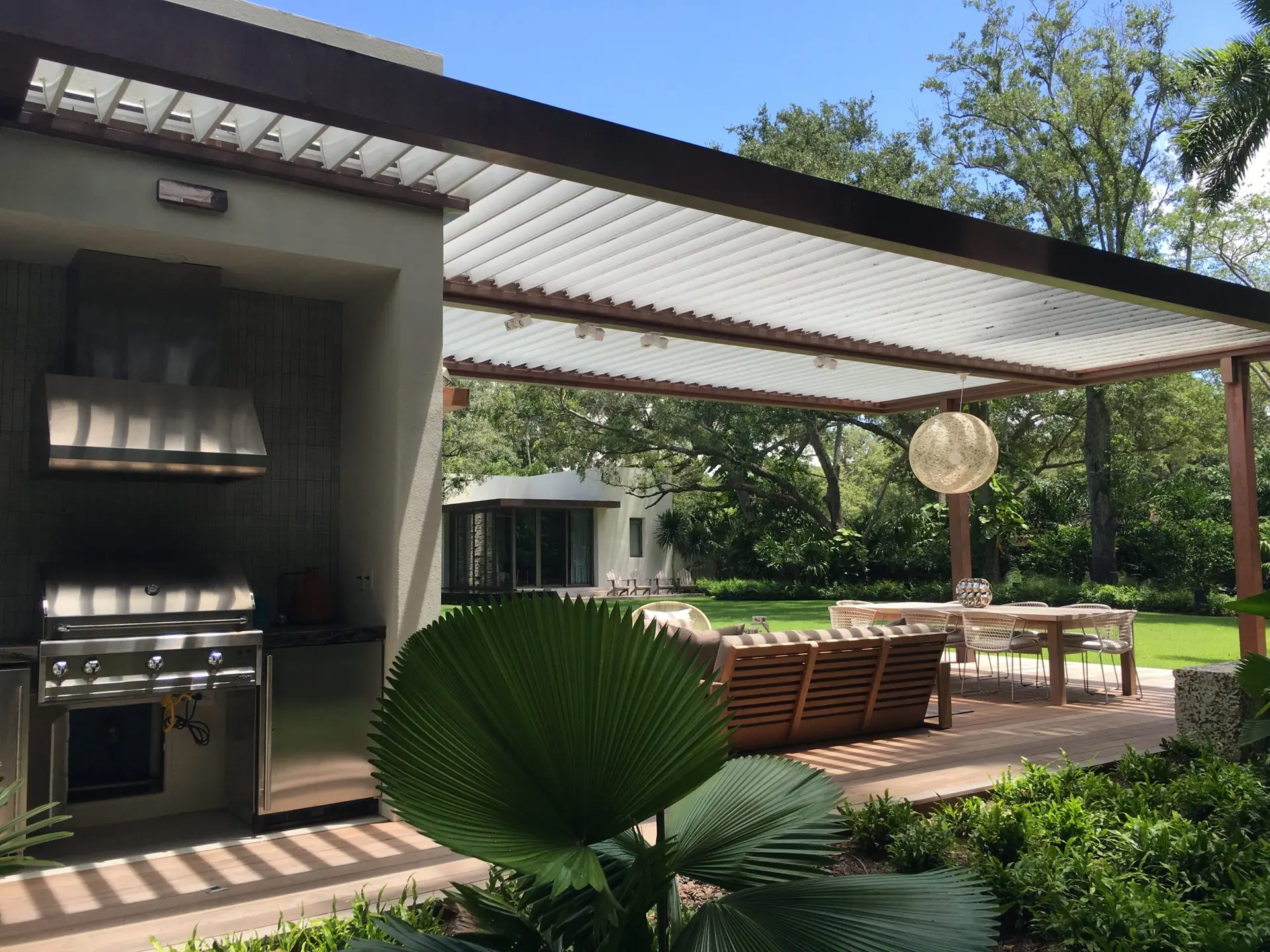 How to Choose a Reliable Company for Outdoor Patio Cover Kits - DIY ...